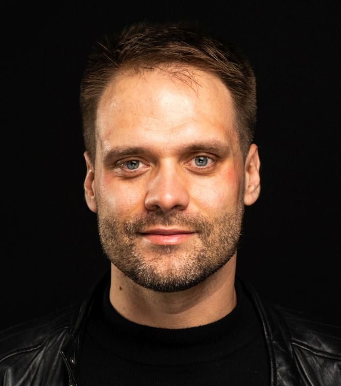 Karolina Opolska - dziennikarka, mówczyni, ekspertka od Teorii Spiskowych